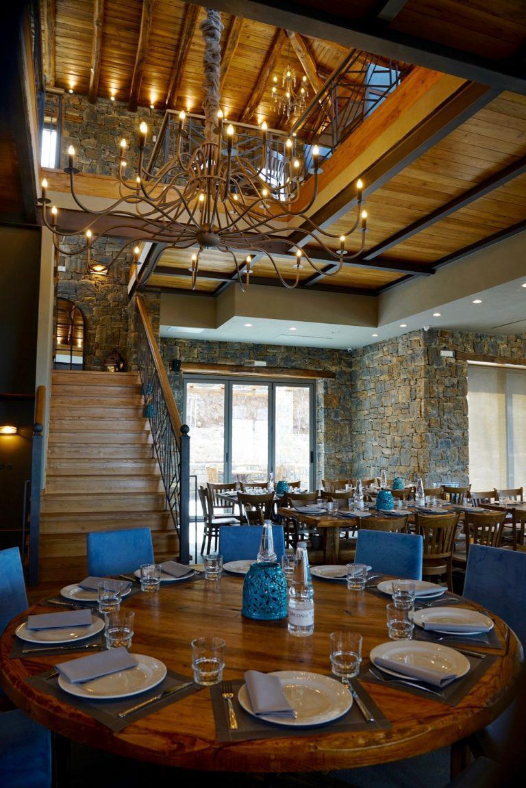 Το απόλυτο forest bar-restaurant με τη Θεσσαλονίκη πιάτο! | Parallaxi ...