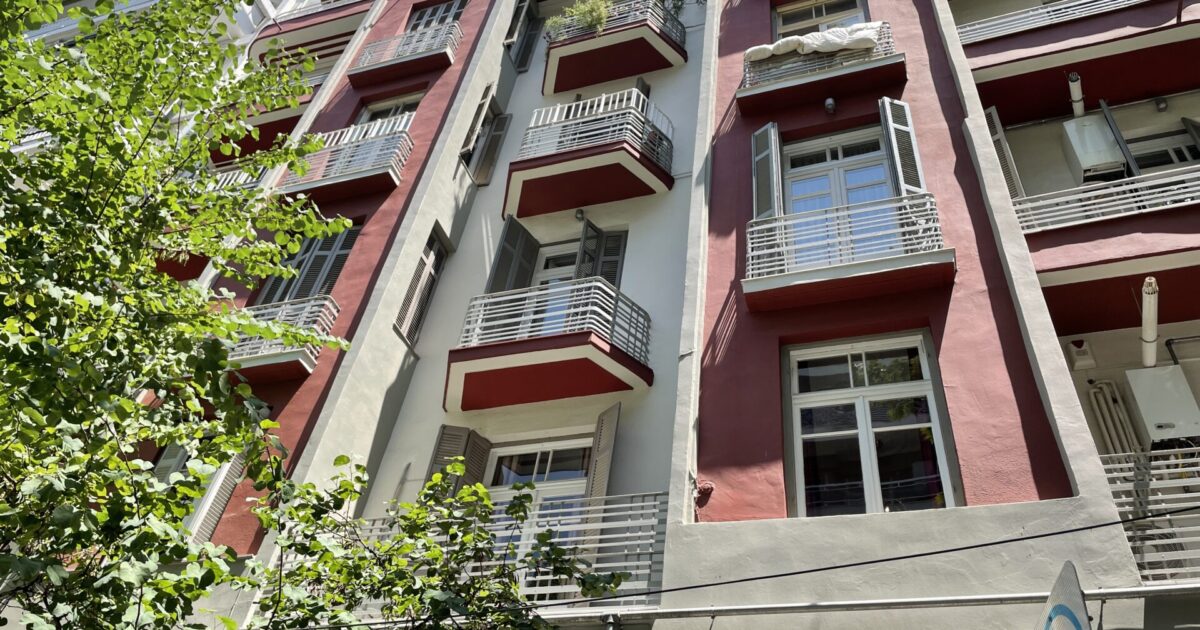 Ανακαλύψτε τα κτίρια της πόλης: Πολυκατοικία Δ. Μαζλό, Π. Μελά 22 ...