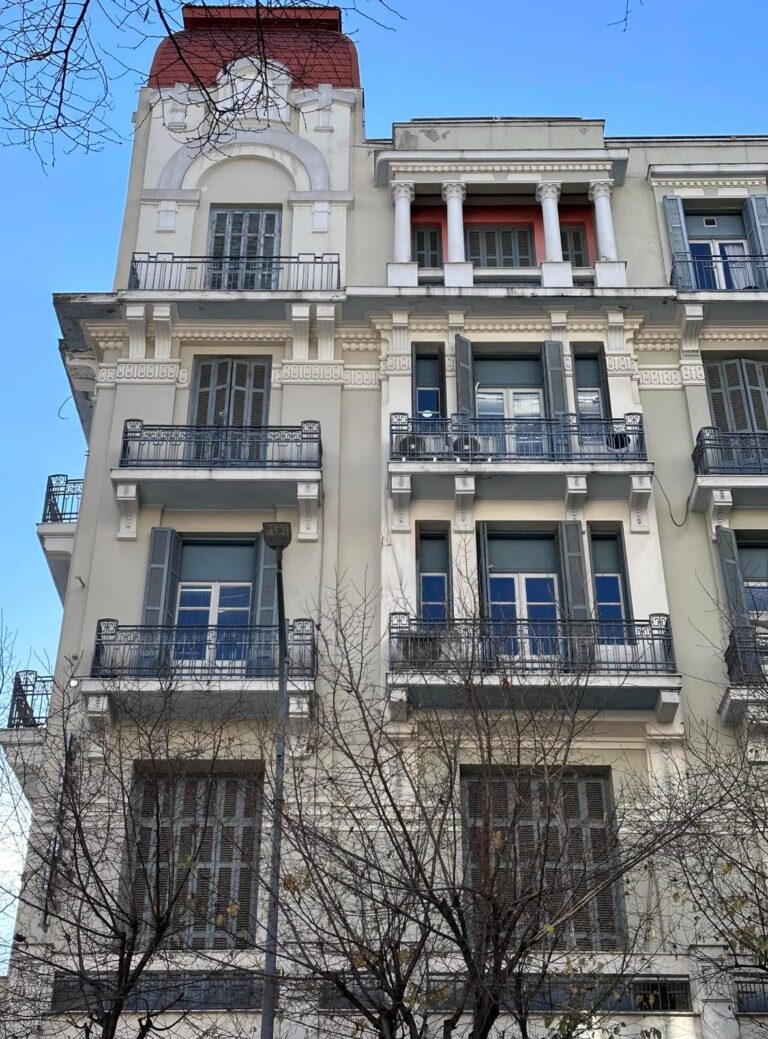 9+1 προσόψεις κτιρίων στο κέντρο της πόλης που αγαπάμε! | Parallaxi ...