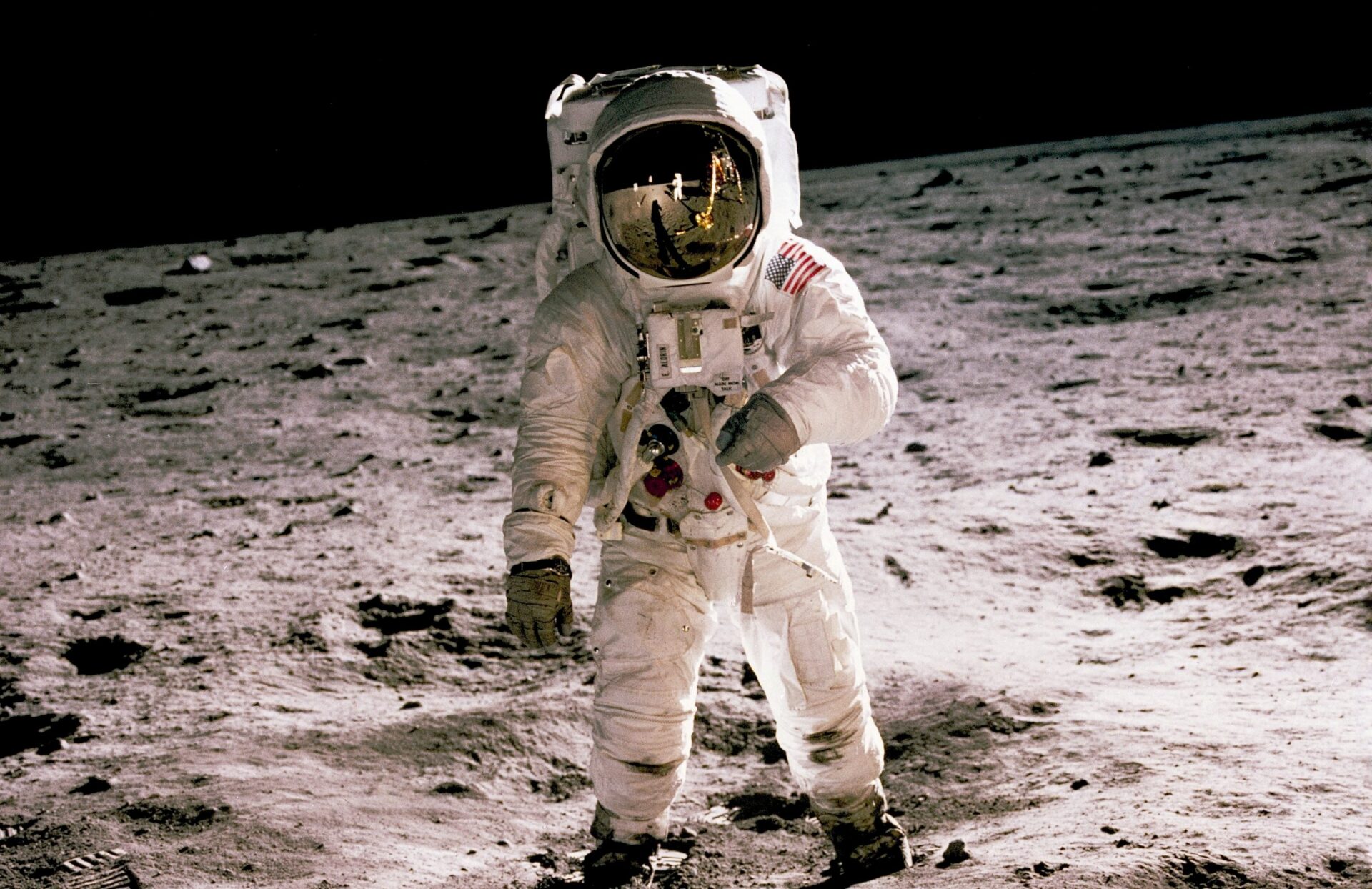 NASA: Άνθρωποι στο φεγγάρι μετά από 50 χρόνια | Parallaxi Magazine