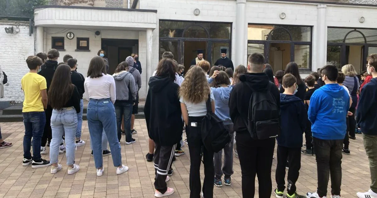 Στην πρεσβεία κάνουν μάθημα οι μαθητές του Κεστεκίδειου σχολείου που ...