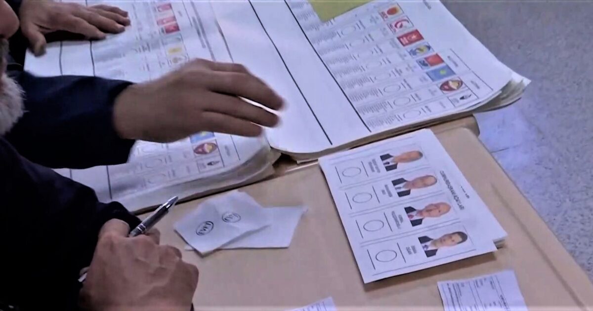 Εκλογές στην Τουρκία: Έκλεισαν οι κάλπες – Ξεκινά η καταμέτρηση ψήφων ...