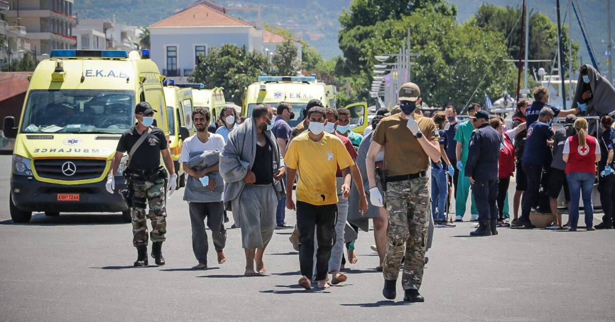 Μαρτυρίες που συγκλονίζουν από το ναυάγιο | Parallaxi Magazine