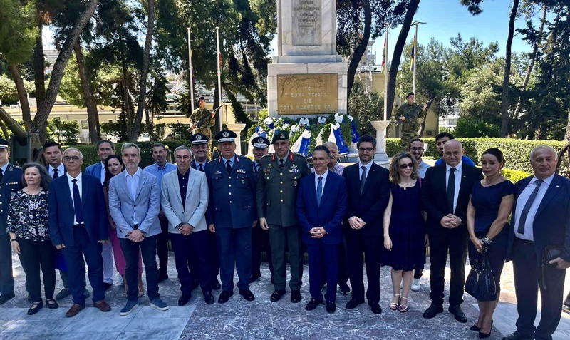 Θεσσαλονίκη: Μνημόσυνο για τους πεσόντες στην τουρκική εισβολή στην ...