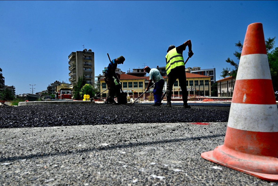 ΠΜΚ: Εργασίες συντήρησης οδοστρώματος σε Λητή και Ασπροβάλτα ...