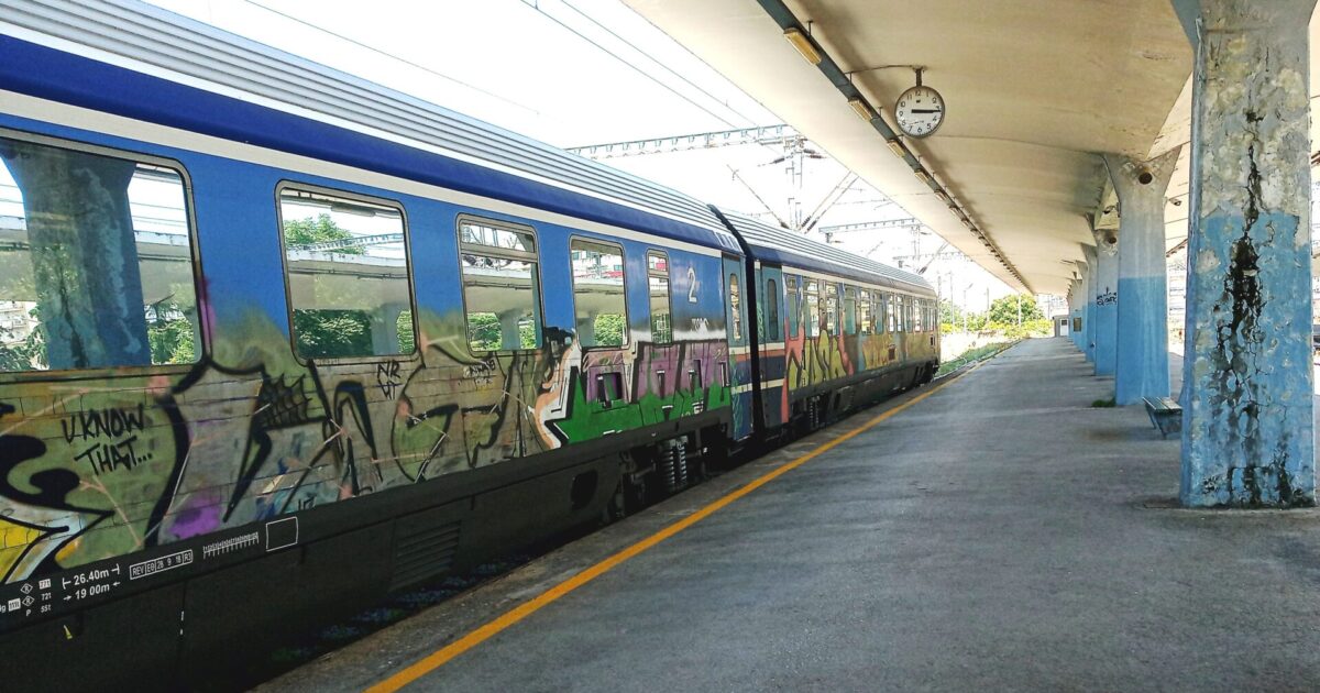 Τι λέει η Hellenic Train για την παράσυρση του μαθητή | Parallaxi Magazine