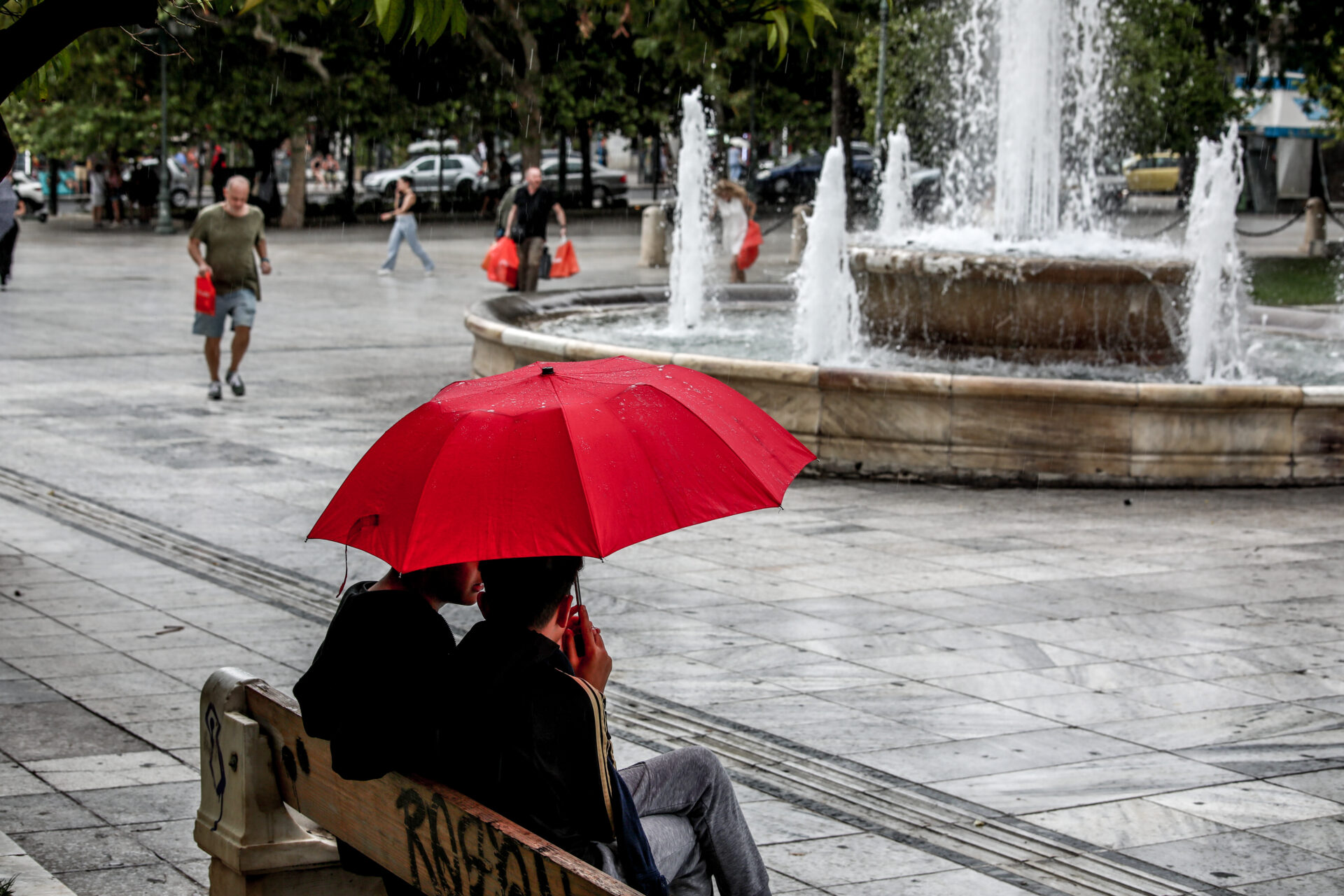 Ξεκινά από σήμερα η μεταβολή του καιρού – Πού αναμένονται βροχές ...