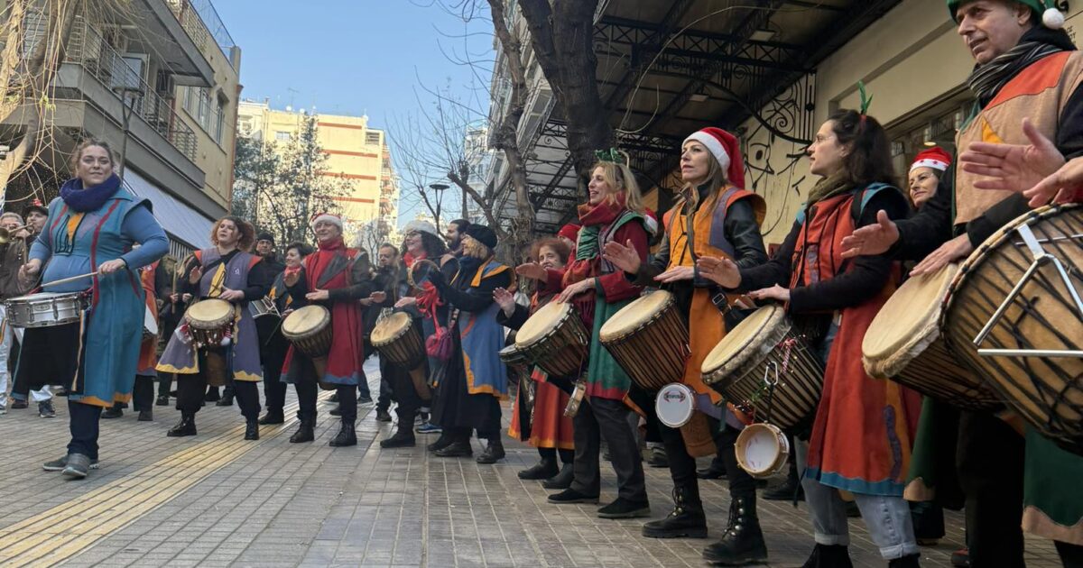 ΒΙΝΤΕΟ: Τα υπέροχα κάλαντα της Πρωτοχρονιάς από το Κρουστόφωνο ...