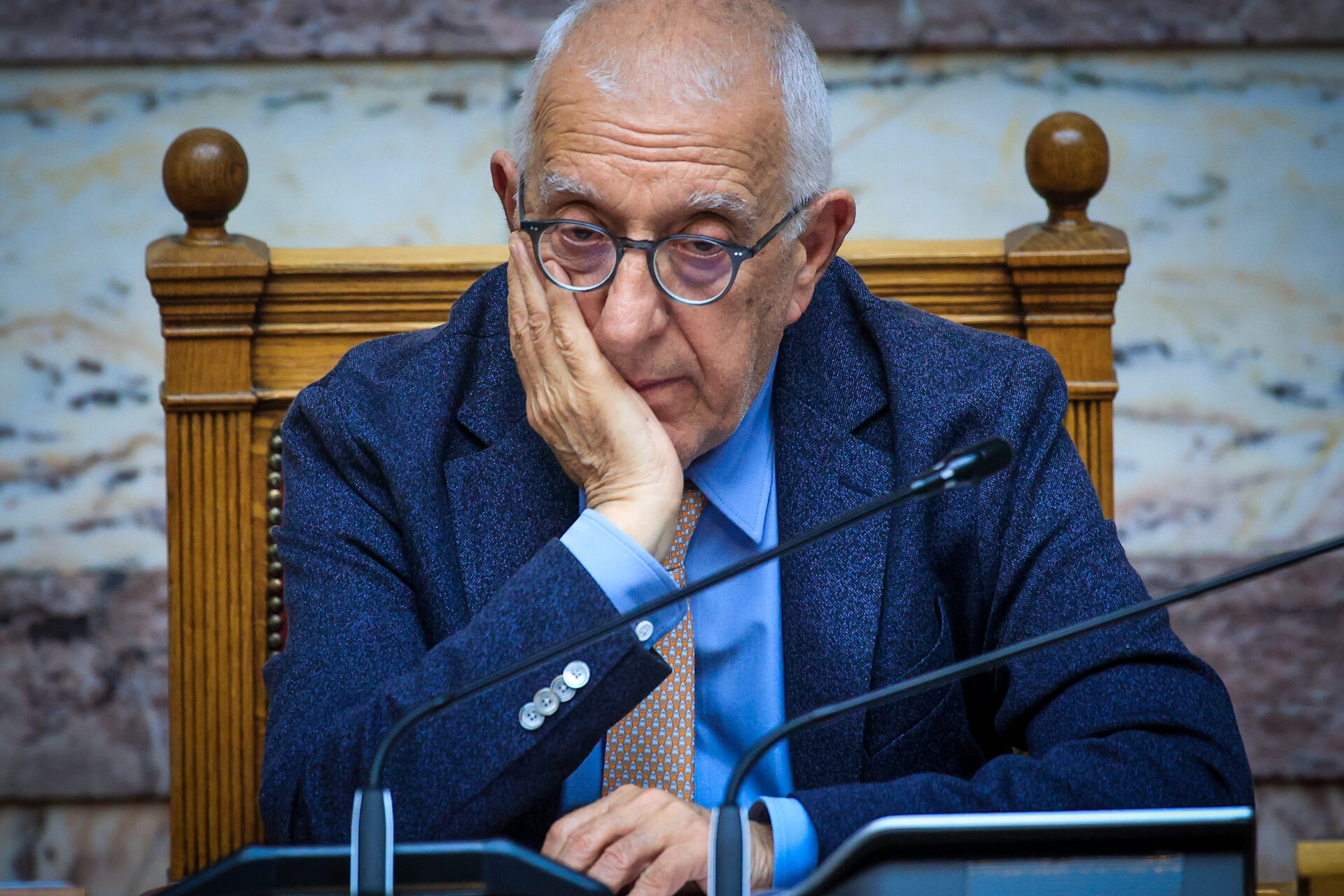 Η γκάφα που έκανε ο Νικήτας Κακλαμάνης την πρώτη του ημέρα ως Πρόεδρος ...