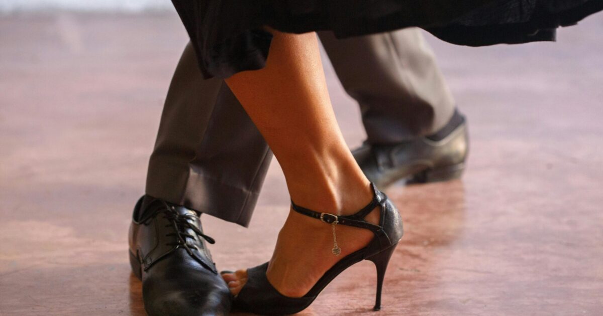 Η Θεσσαλονίκη χορεύει Salsa, bachata και Latin – Η μέρα και η ώρα της ...