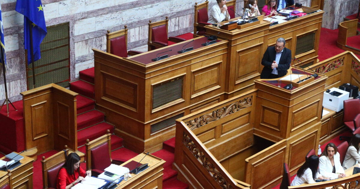 ΟΠΕΚΕΠΕ: Συνεχιζονται οι υψηλοί τόνοι στη Βουλή στην ψηφοφορία για ...