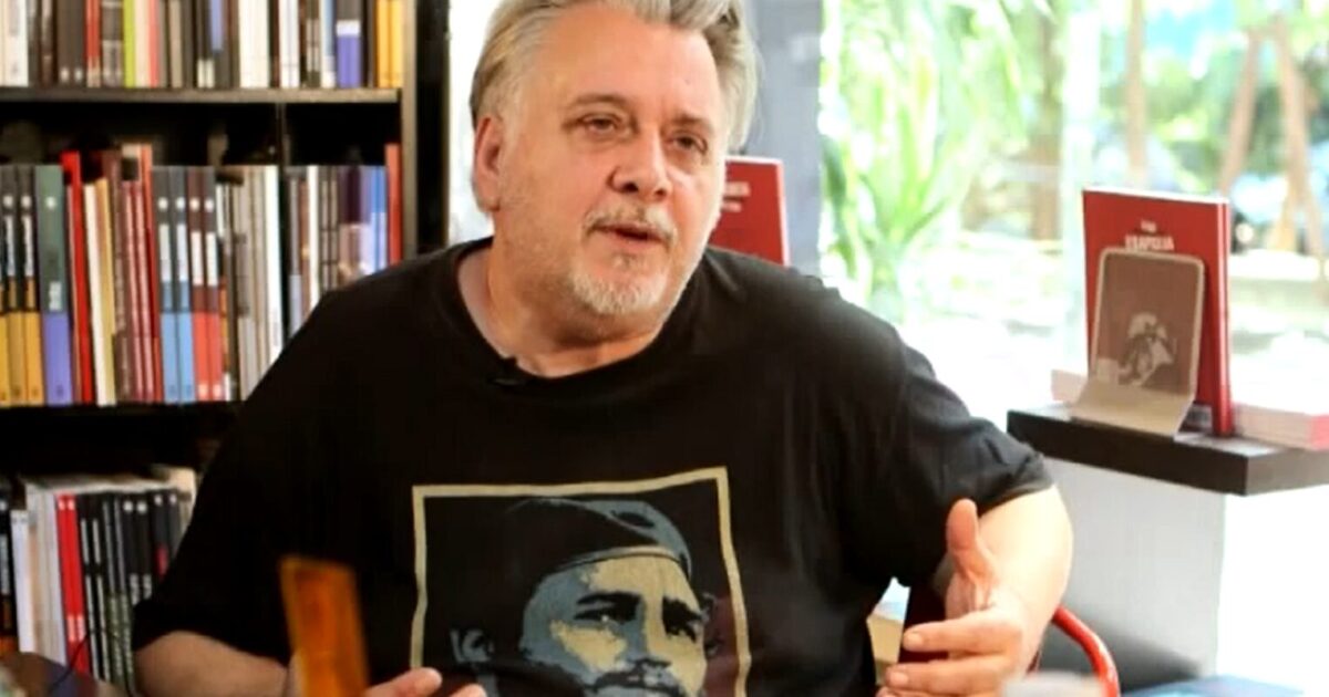 Αντίο, Βάσο. Κάθε Παρασκευή, 12 με 2 ήσουν εκεί | Parallaxi Magazine