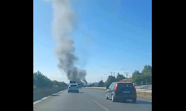 Φωτιά σε εργοστάσιο επίπλων στην Ε.Ο Θεσσαλονίκης – Μουδανιών ...