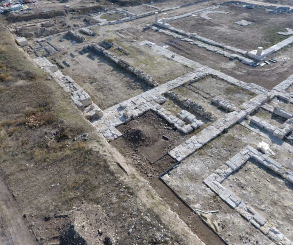Ανοιξε για το κοινό το Ανάκτορο της Πέλλας, όπου γεννήθηκε και μεγάλωσε ...