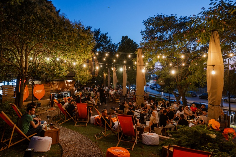 Coolest garden in town | Parallaxi Magazine